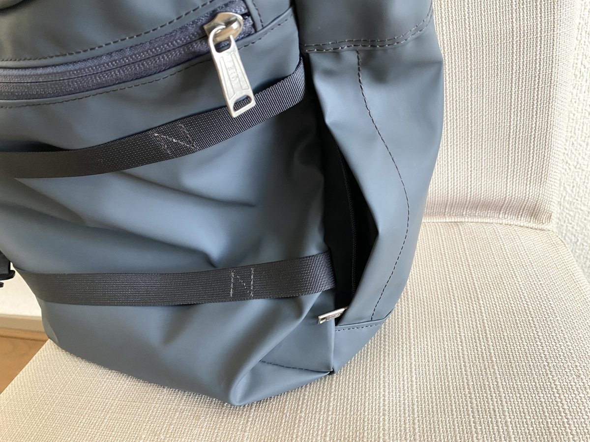 CIE GRID3 SHOULDERBAG-02をレビュー！通勤にいい感じなサイズのショルダーバッグ｜アキラの雑記帳