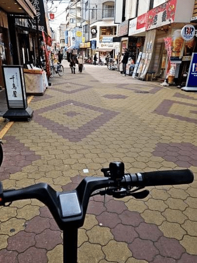 【とにかく軽い】フルカーボン電動折りたたみ自転車ERWAY-A06の実力は？大阪で走ってみた。｜SINSANKAI