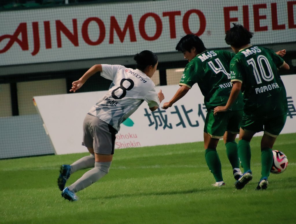 24-25シーズンWEリーグ前半戦で気になった若手選手｜britz