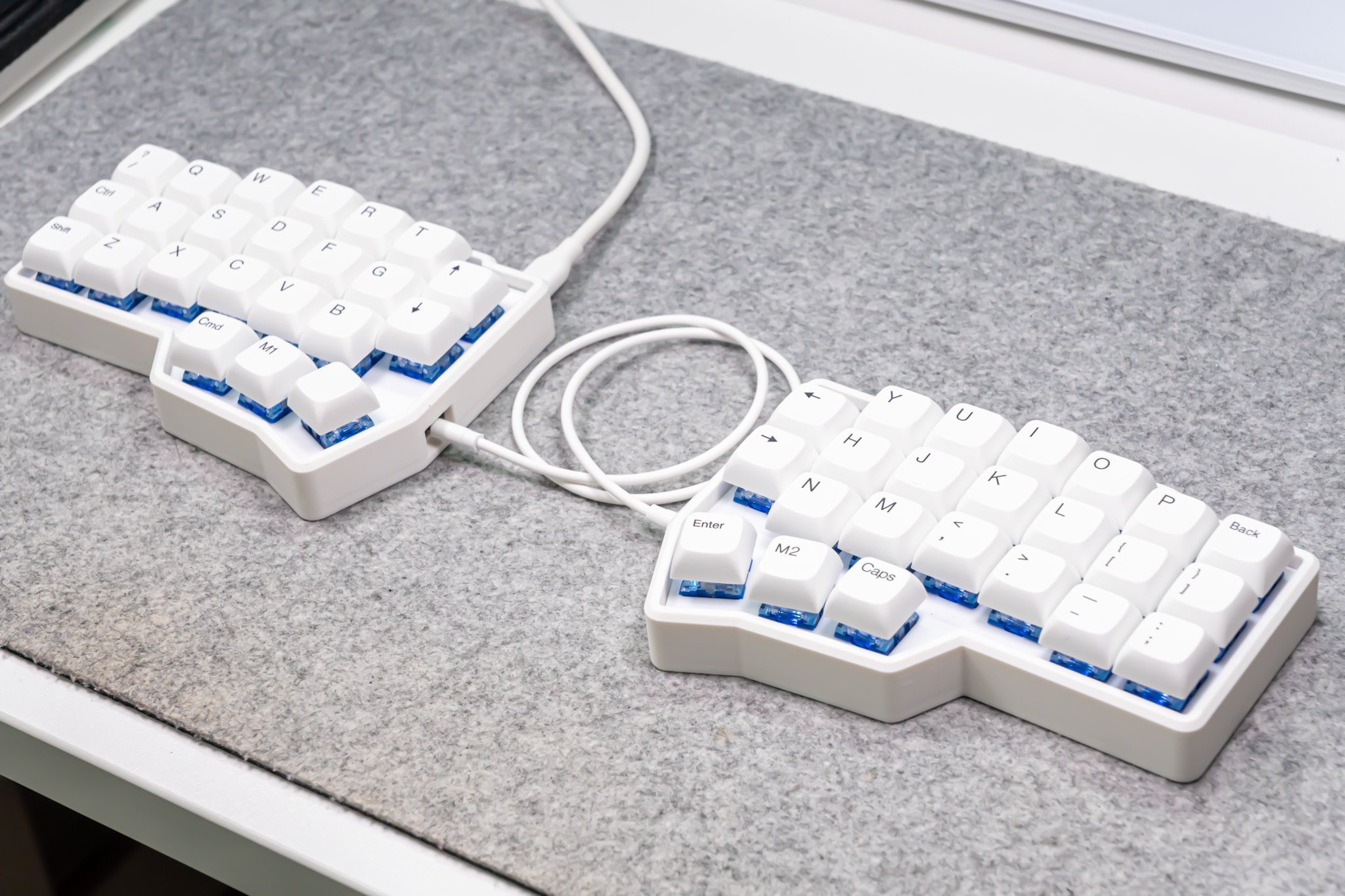 自作キーボード、始めました。使い心地と購入品・かかった金額を 自作キーボード、始めました。使い心地と購入品・かかった金額を