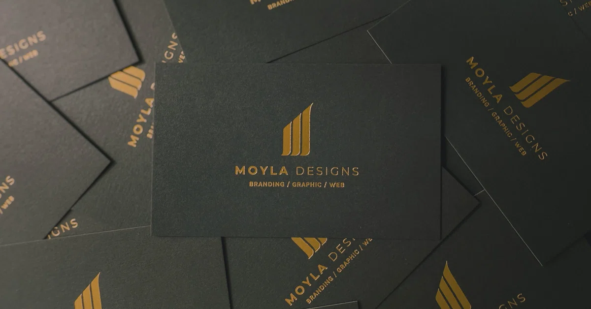 デザインと俯瞰の視点｜私のデザイン哲学と屋号「MOYLA DESIGNS」の由来｜nao | MOYLA DESIGNS