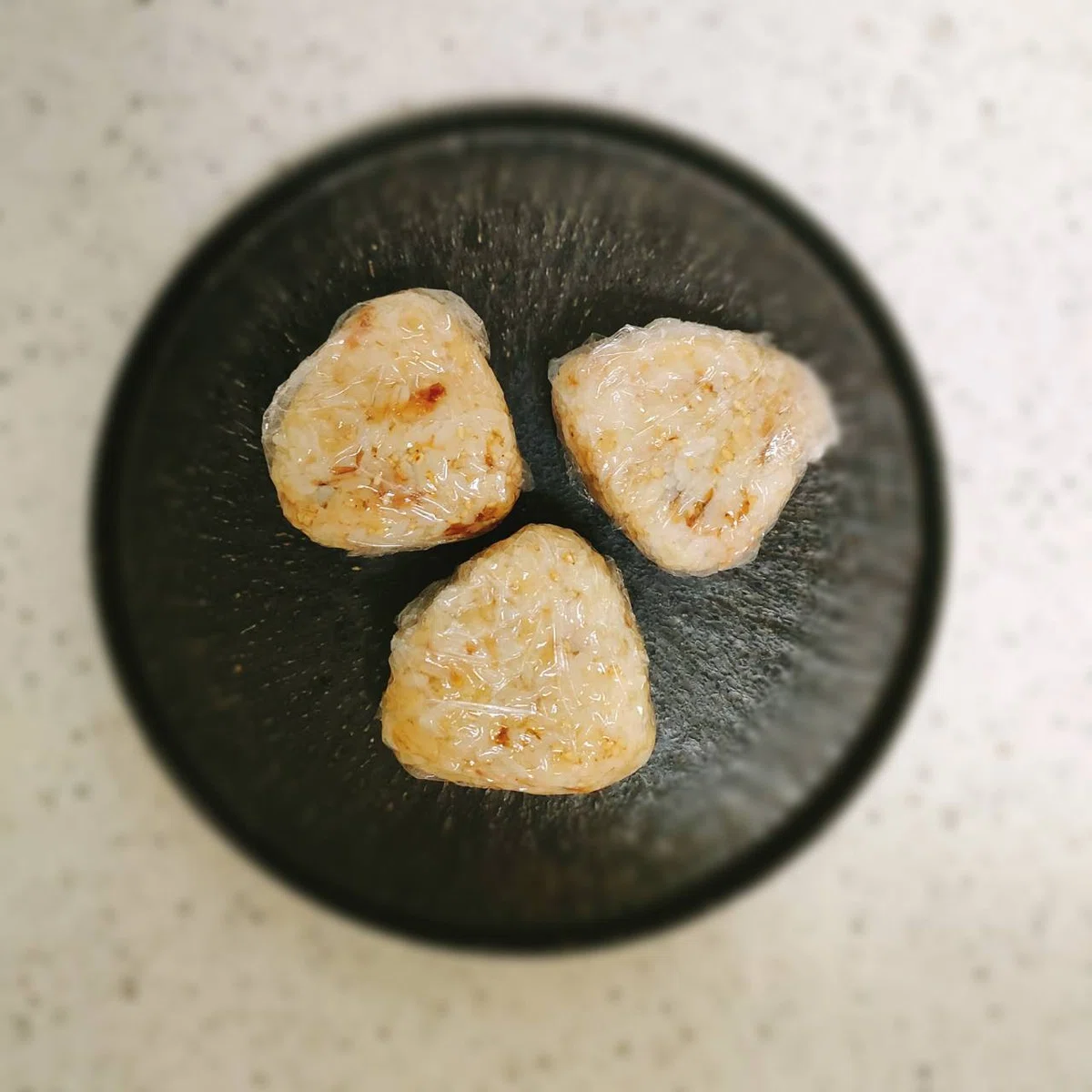 Healthy Snacks 50: Bonito Flake Rice Balls｜イヌイユキ