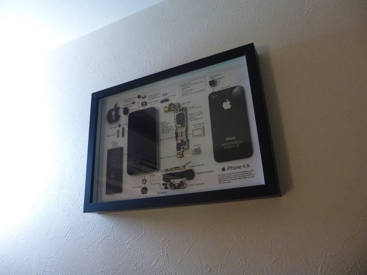 iPhone 4S 分解アートの製作｜tr-kiyo