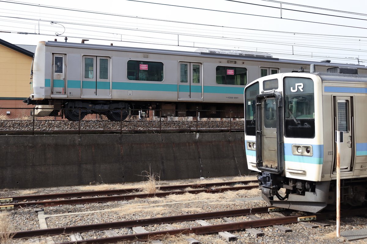 E233系ﾏﾄ1編成NN出場回送。｜鐘 紡