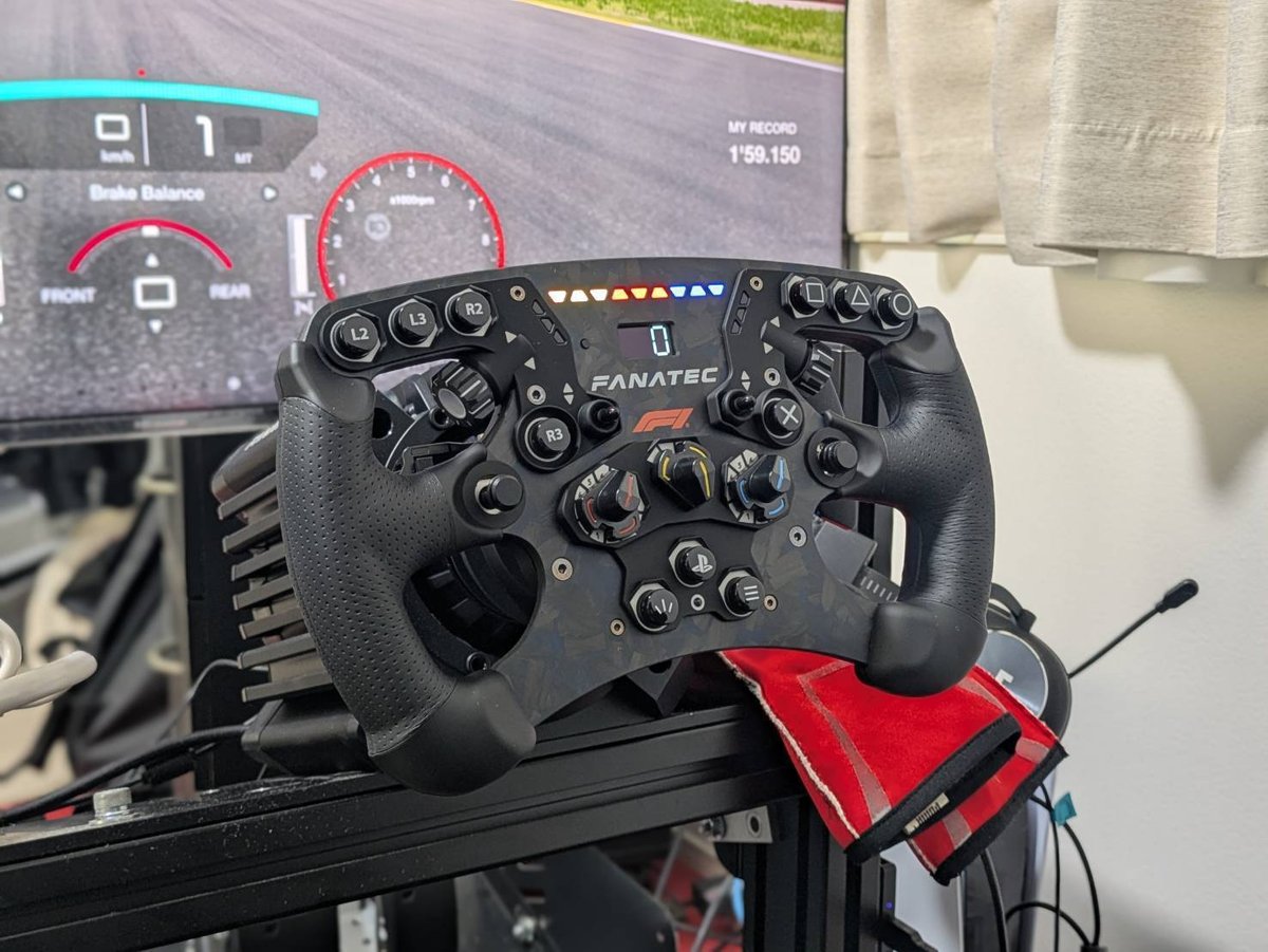 【GT7用筐体】FANATEC ClubSport Racing Wheel F1ステアリング｜岡田衛