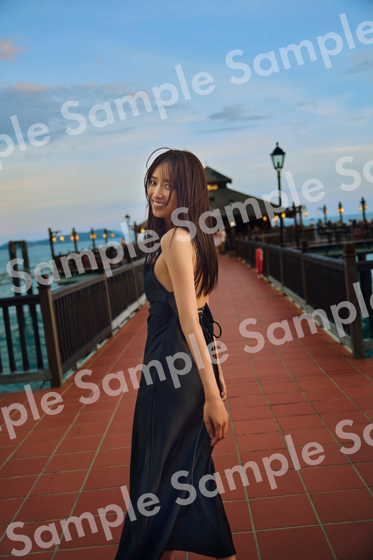 ★★เปิดจอง Hinatazaka46 Sasaki Kumi 1st Photo Book 「Mekuru Hibi」★★｜artozaka46