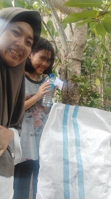 ロンボクだより（118）：ペットボトルの回収（岡本みどり）｜Matsui-Glocal