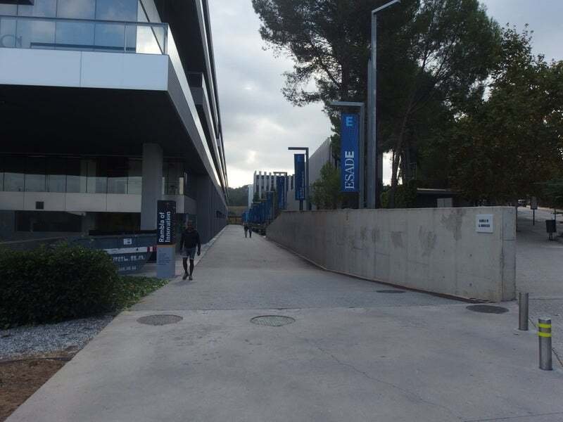 T’s Story at ESADE MBA - Believe yourself and make it happen 自分自身を、ゴールを ...