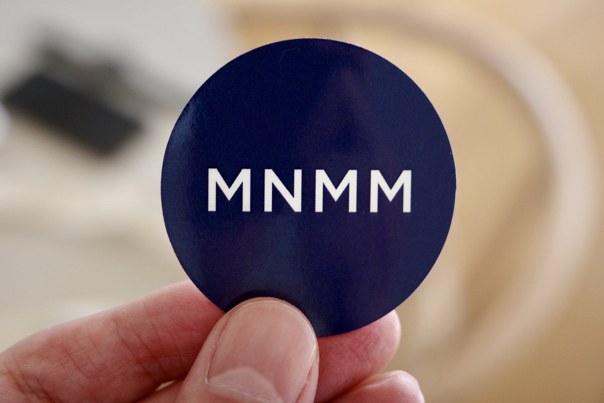 MNMMの新しいステッカーつくりました｜金子 洋平