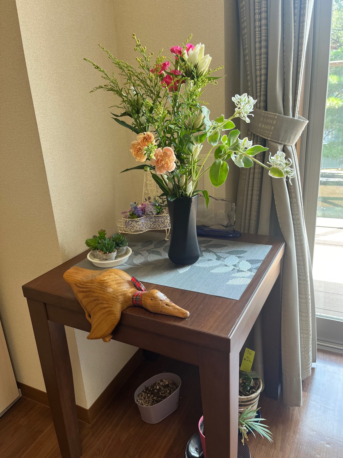 母を見守ってきた木彫りのカモさん｜月島EHON Dreamer