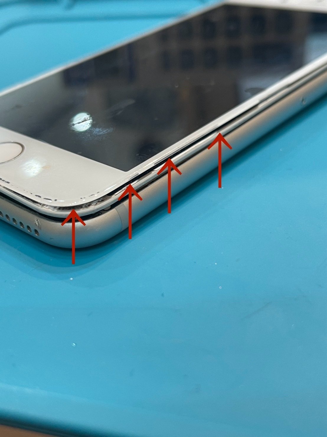 落下後タッチ不良&画面破損のiPhone8｜スマホ修理工房Rinkan