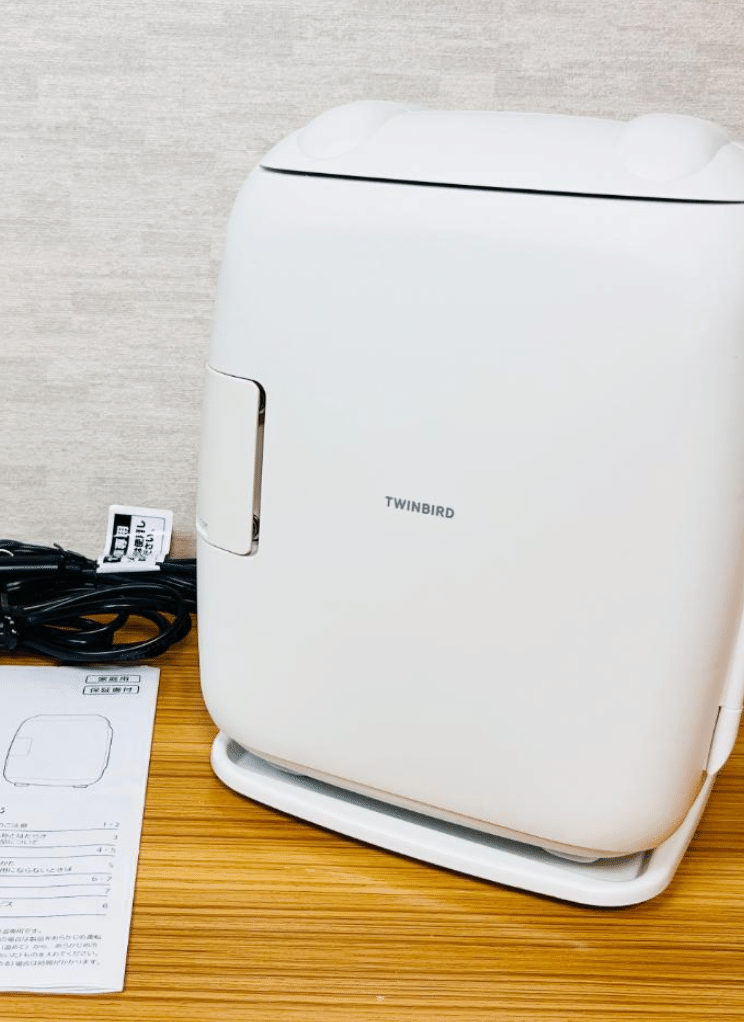 【HR-EB06W】車載もOK！ツインバード2電源式コンパクト電子保冷保温ボックスは静音？電気代は？｜神藤葉羽
