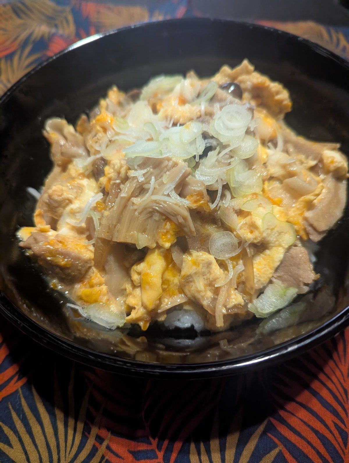 今日の漢飯(どん兵衛を湯を注がず鍋で作ってみた)｜kei1diablo