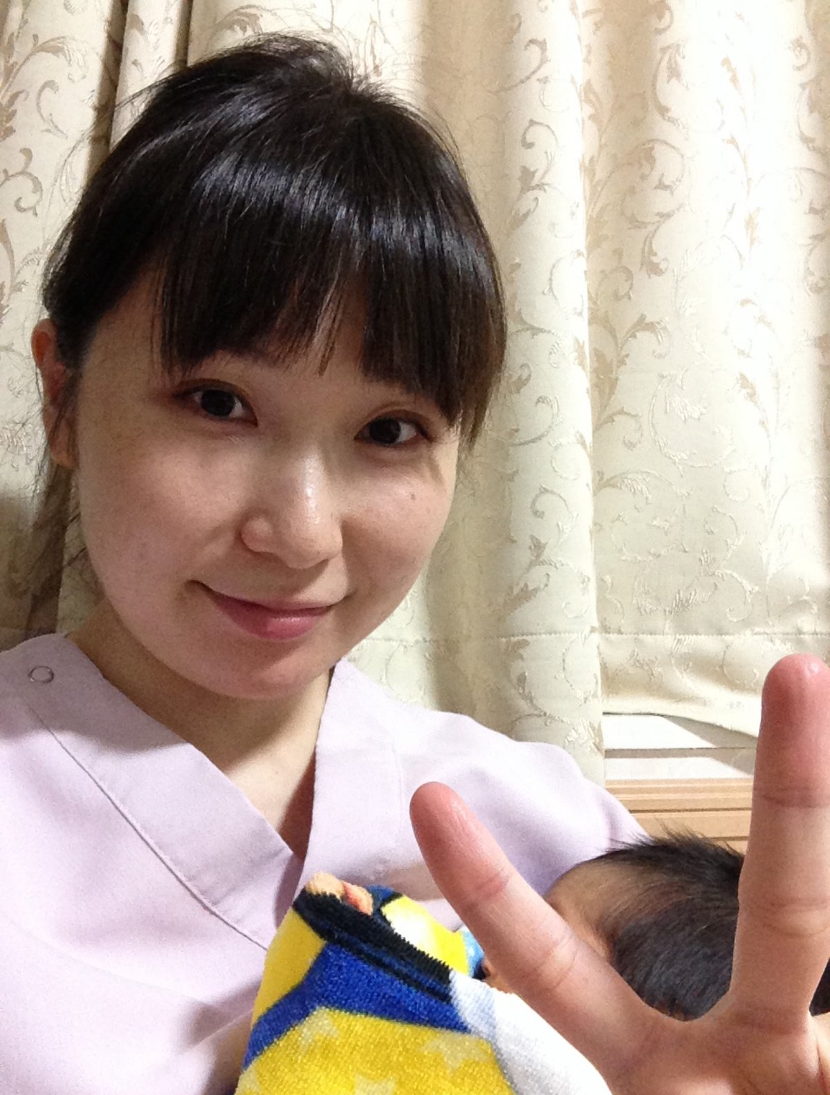 赤ちゃんの一瞬の成長を綺麗に残したい！でも、ニューボーンフォトを撮るのは不安だなというママへ｜Saori Kikuchi