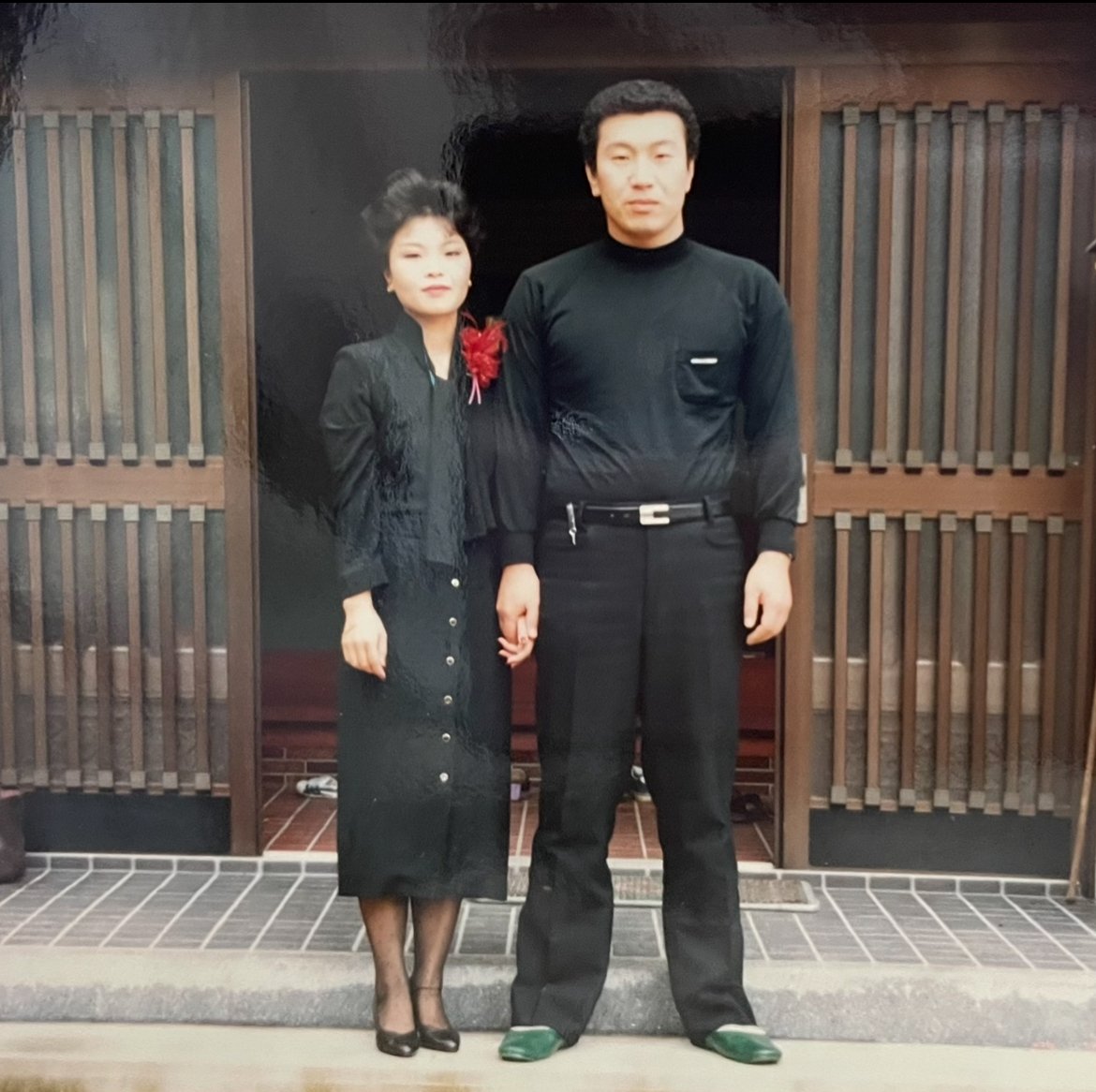 第1話 コンプレックスの塊で母を守りたかった子供時代｜Yuko LaPointe