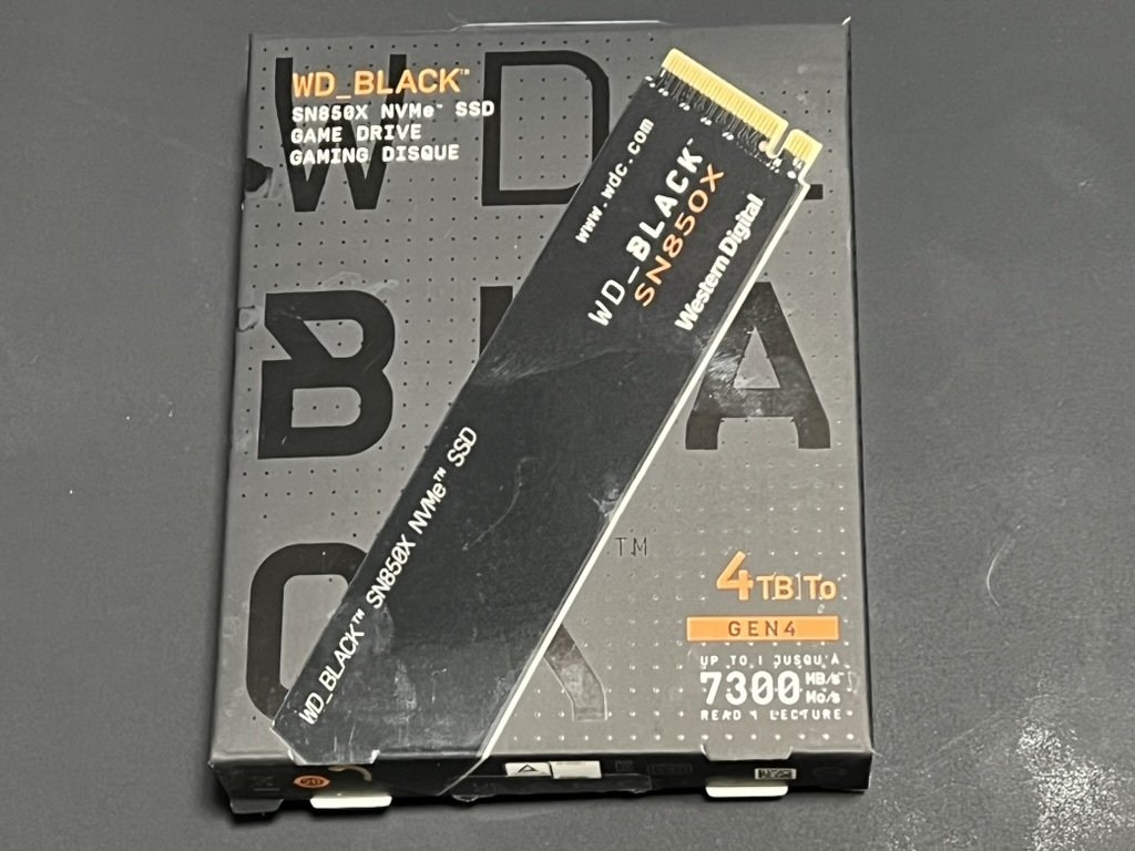大容量×高速!WD_BLACK SN850X(4TB)+Yottamasterケースで外付け 大容量×高速!WD_BLACK SN850X(4TB)+Yottamasterケースで外付け