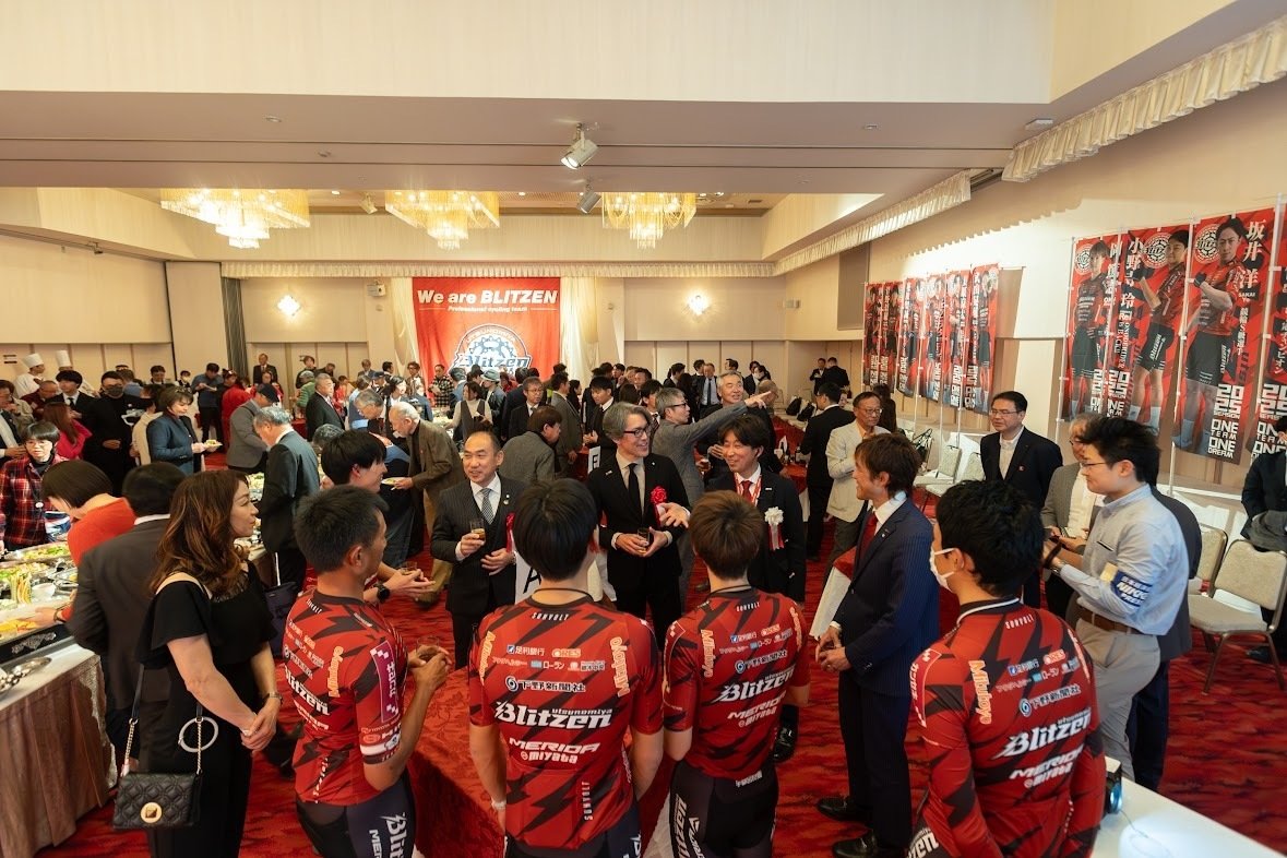 チームプレゼンテーションパーティー｜Atsushi Oka