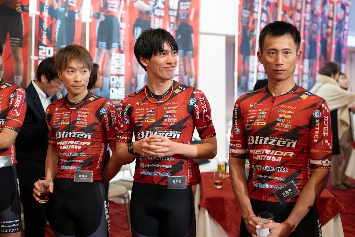 チームプレゼンテーションパーティー｜Atsushi Oka