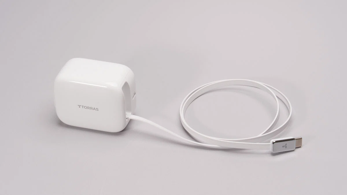 A charger with a retractable USB-C cable is convenient! Reviewing the ...