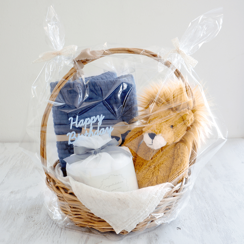 役員にお子さんが誕生！みんなで祝ってみた！｜株式会社BARE NOTE STUDIOのみなさん