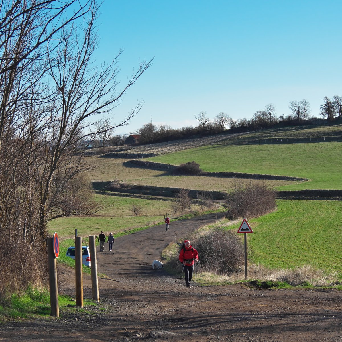 フランス巡礼 ルピュイの道 Chemin de Le Puy1日目 Le Puy-en-Velay → St Privat d'Alier｜旅 ...