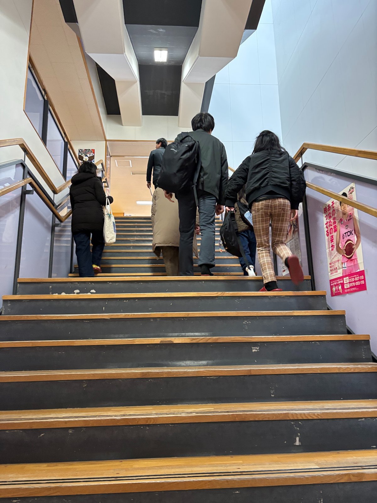 【移住相談ツアー】小学校、中学校の見学｜AKITANOSU｜秋田市公式移住支援