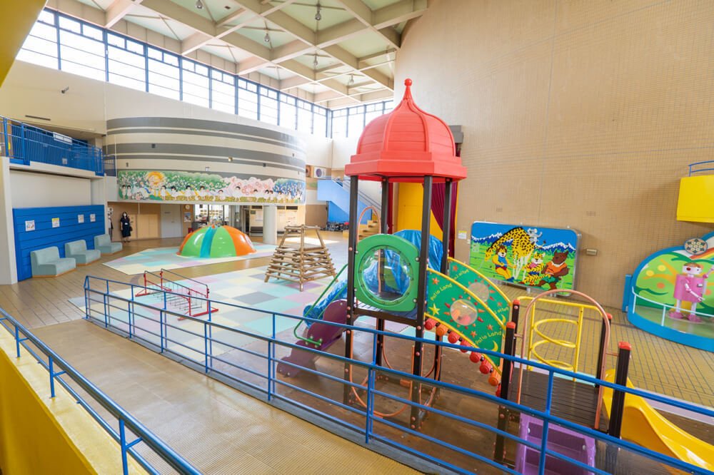 こどもが遊べる公共施設｜AKITANOSU 秋田市移住ポータルサイト