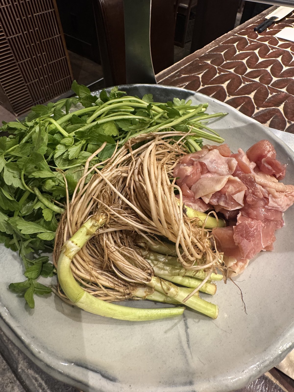 冬の終わりに「せり」を食べる｜たっくん@Team YSH (山と酒そして走る)