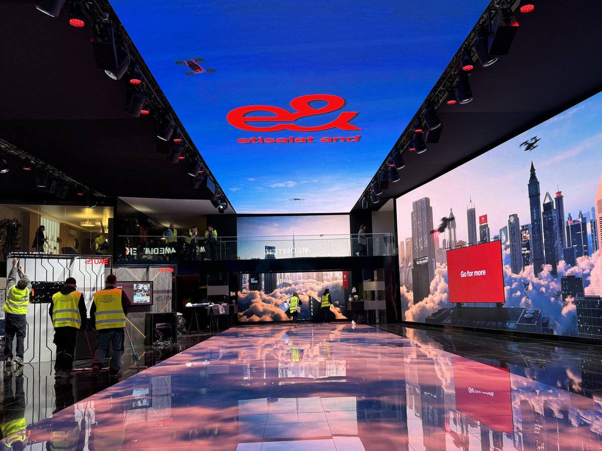 世界最大級モバイル展示会「MWC」レポート！やっぱり中国は凄かった！！｜Xborder Works