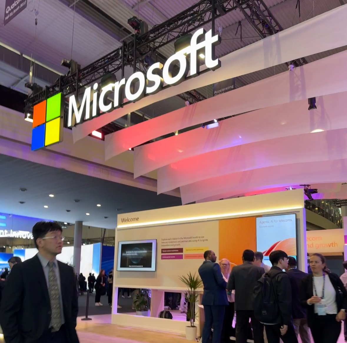 世界最大級モバイル展示会「MWC」レポート！やっぱり中国は凄かった！！｜Xborder Works