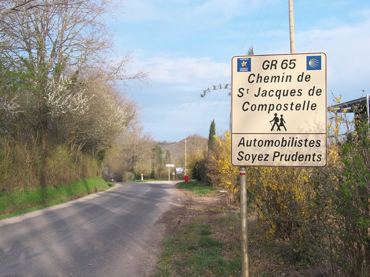 フランス巡礼 ルピュイの道 Chemin de Le Puy 8日目 Espalion → Massip｜旅する巡礼者