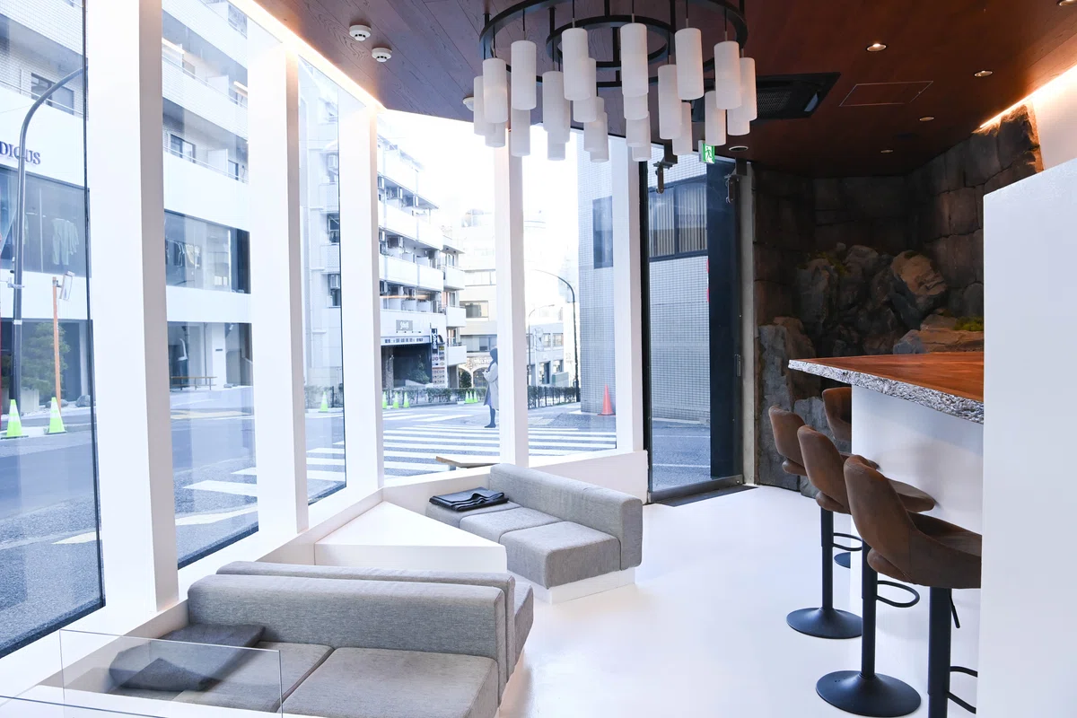 Discover the Best of Tokyo’s Whitely Café & Bar: A Cozy Corner for ...