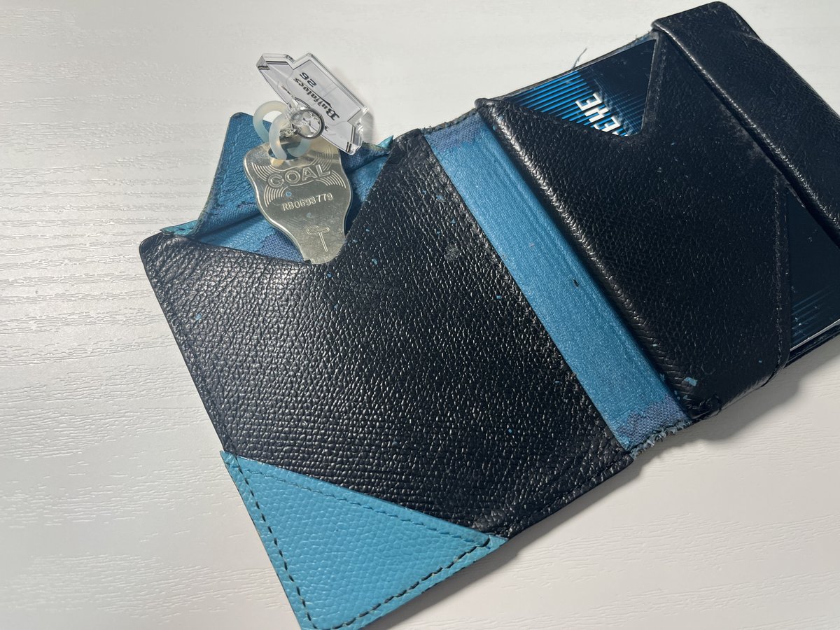 ADHDの私が3年間使い続けるabrAsusの「薄い財布」が手放せない理由【ミニマリストにも最適】｜かずき@ADHDライフハック（特例子会社勤務）