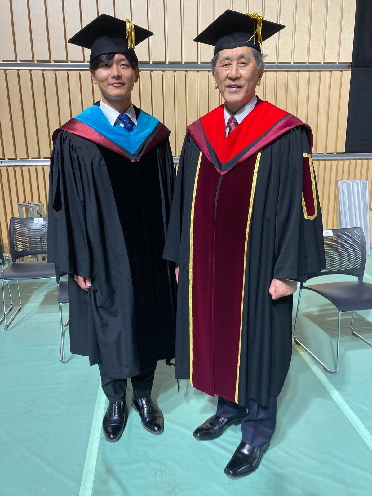 働きながら博士号をとる―博士号授与式を終えて—｜名知秀斗(Shuto Nachi)
