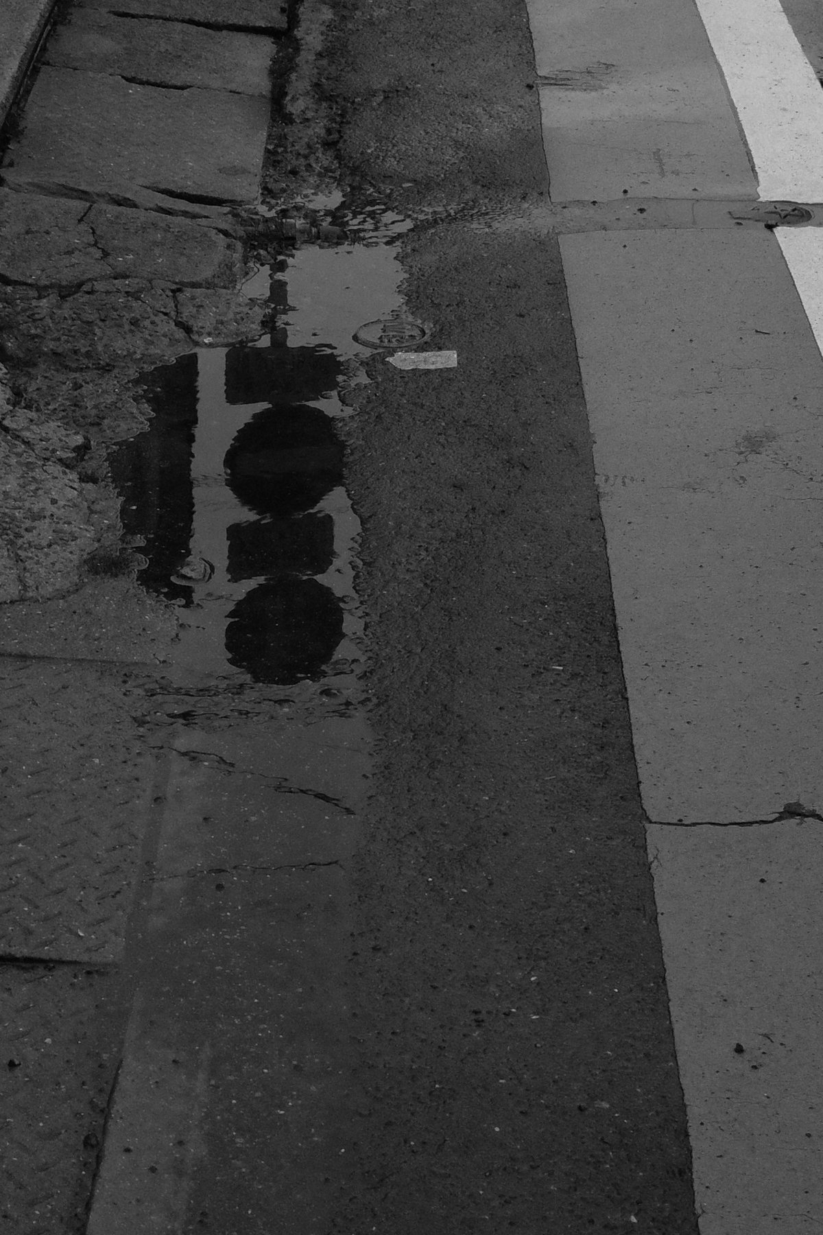 Sc.0107/光と影の長崎 2025.03.27「雨のあとには言葉が残る」｜けんじろう