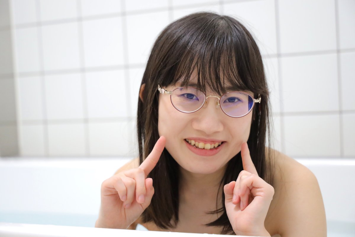 大人少女 37 お風呂でご機嫌｜YoshiSAN