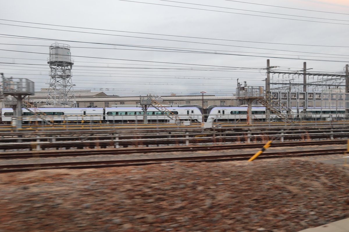 E655系・ハイグレード車両「なごみ（和）」で行く！ 春のアルプスを望む 新宿→白馬 片道の旅｜ryokichi