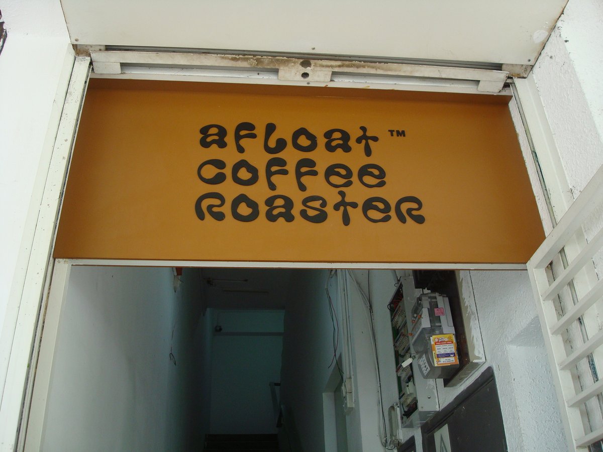 マレーシアカフェ＊Afloat Coffee Roaster｜うきうき