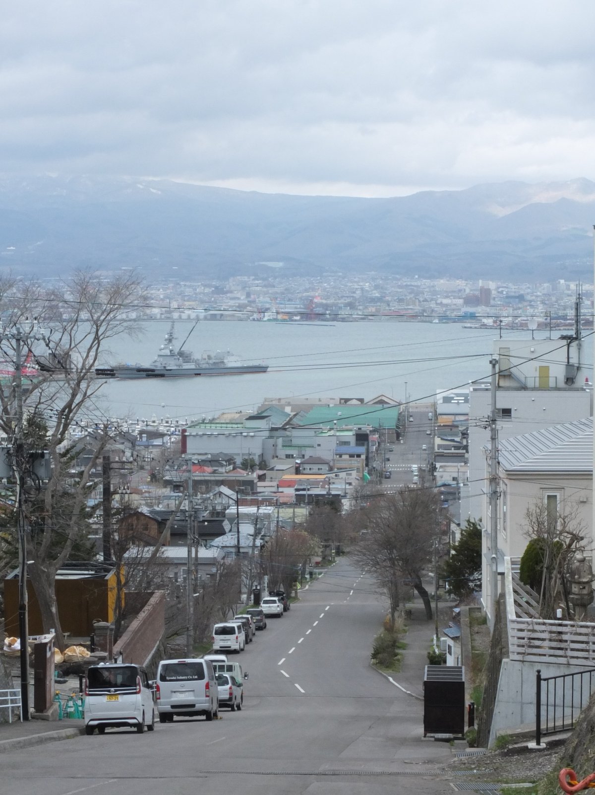 幸坂 #2 -spring,2025｜Yosuke Enomoto