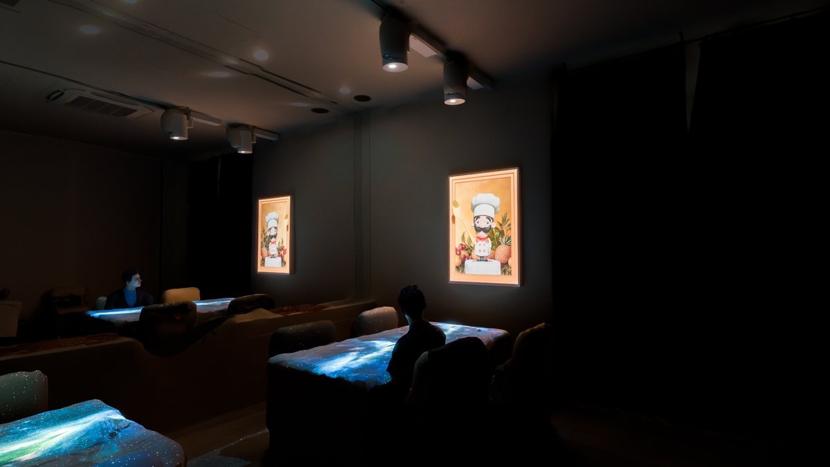 【渋谷×プロジェクションマッピング】1日4組限定「Whitely 小人シェフ」の世界をMIRASISONEが演出｜Mirasisone