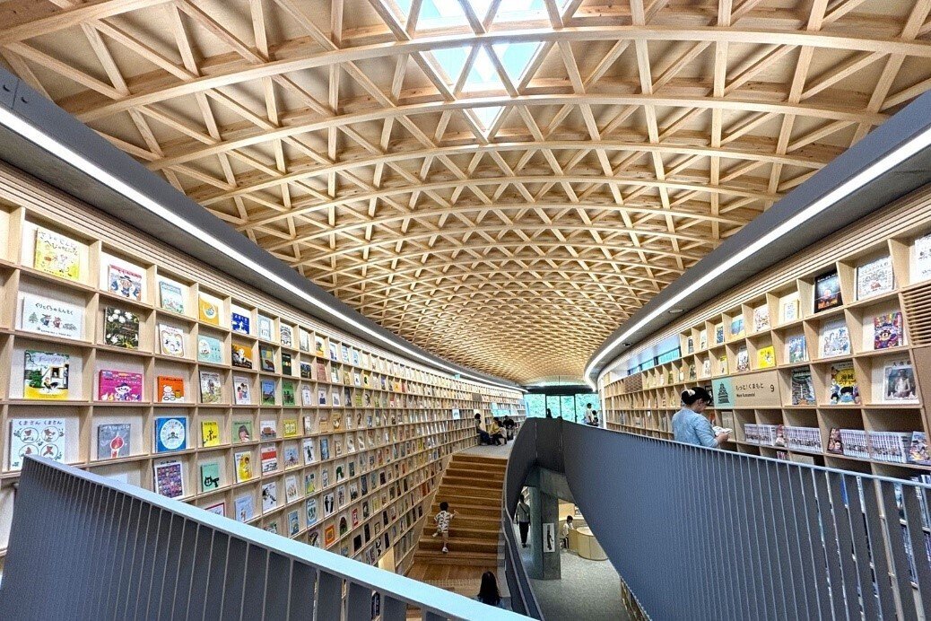 一度は訪れてみたい！居心地のいい、南九州のおしゃれ図書館3選｜Hugmeg公式note