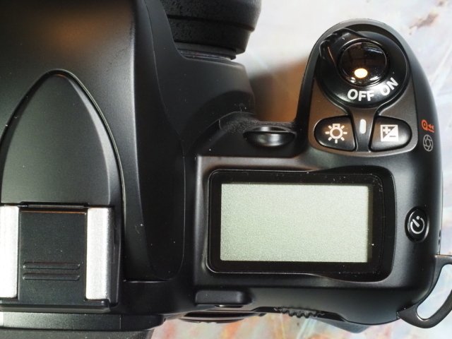 「カメラ沼の深淵」Nikon U2｜saphirinus