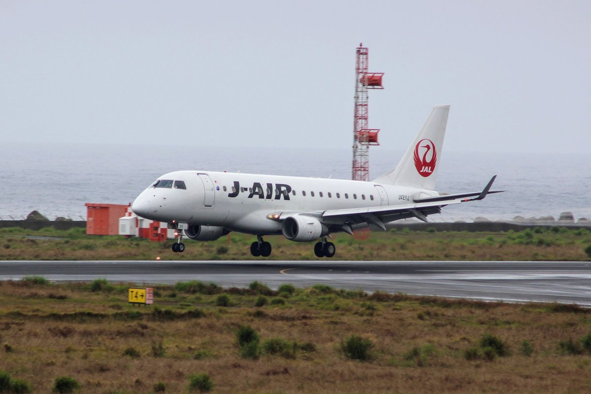 4/20 奄美空港｜にくまんむっく