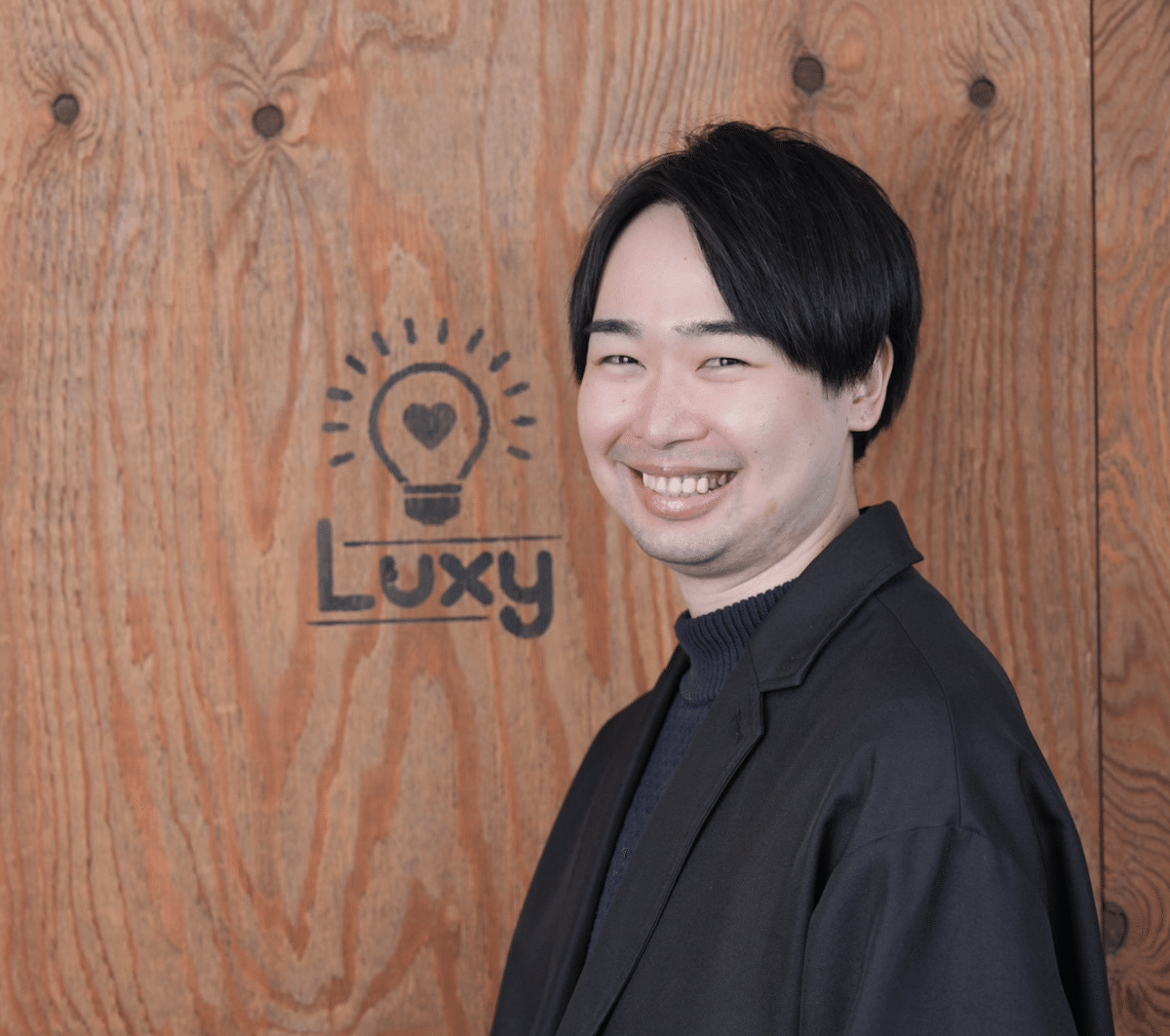 はじめまして！株式会社Luxyです💡｜ルクシーちゃん@株式会社Luxy公式VTuber