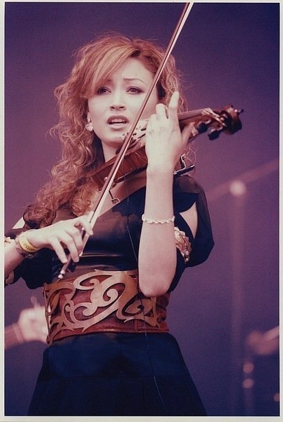 Ulytau メンバーの情報⑥《Alua Makanova》(Violin)｜Mikko_Zacky