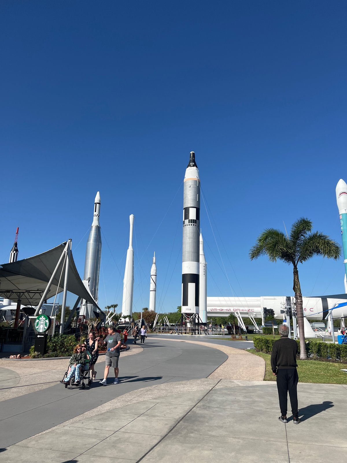 【アメリカ・フロリダ旅行記 5/5】NASA好き必見！ケネディ宇宙センターの回り方・見どころ・費用レポート｜おかめちゃん🇬🇧イギリスワーホリ ...