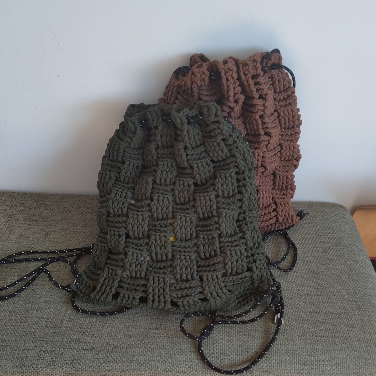 【編み図PDF】かぎ針で作るブロック編みのナップサック｜NUKIM KNIT