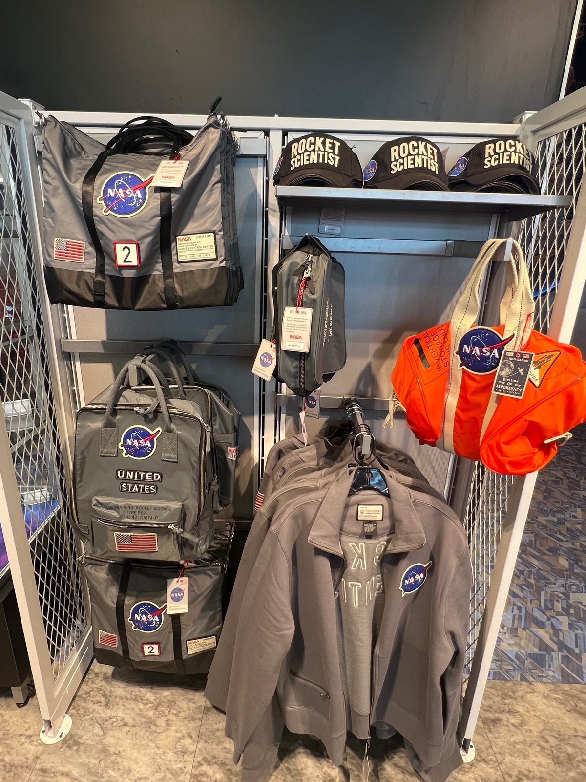 【アメリカ・フロリダ旅行記 5/5】NASA好き必見！ケネディ宇宙センターの回り方・見どころ・費用レポート｜おかめちゃん🇬🇧イギリスワーホリ ...