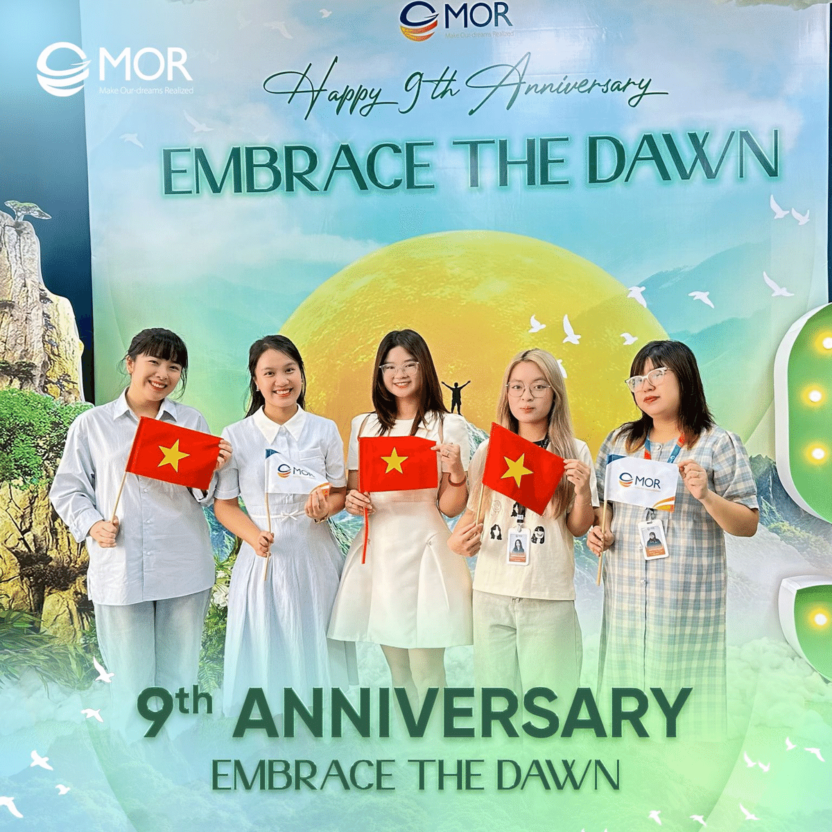 MOR Software JSCは設立9周年を迎えました- 夜明けを抱きしめて｜株式会社モアコンサルティング