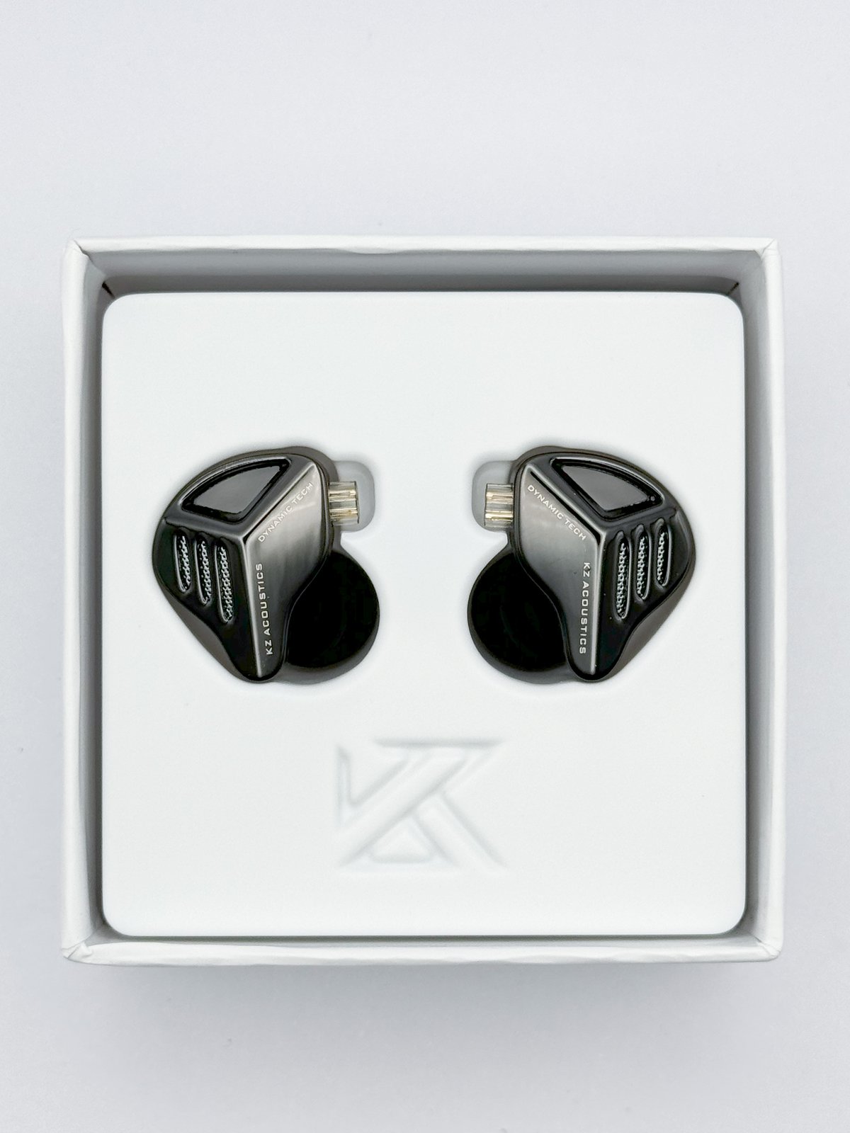 KZの低価格帯の王者の帰還！「KZ ZVX Pro」レビュー【PR】｜bbbbit